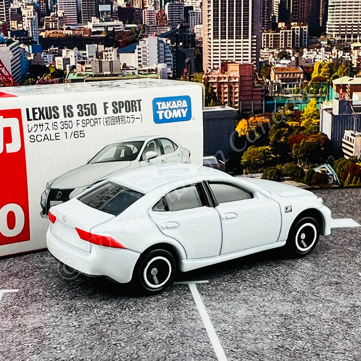 TOMICA 100 Lexus IS 350 F SPORT (First Edition) – Tokyo Station