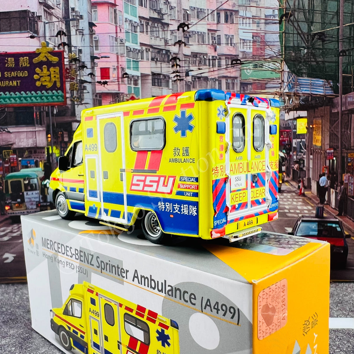 TINY 微影 158 Mercedes-Benz Sprinter Facelift HKFSD Ambulance SSU (A499) – Tokyo Station