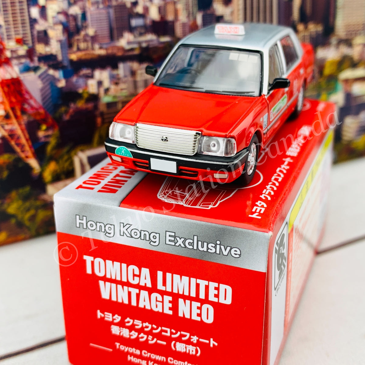 Tomytec Tomica Limited Vintage Neo 1/64 TOYOTA CROWN COMFORT HK TAXI C – Tokyo Station