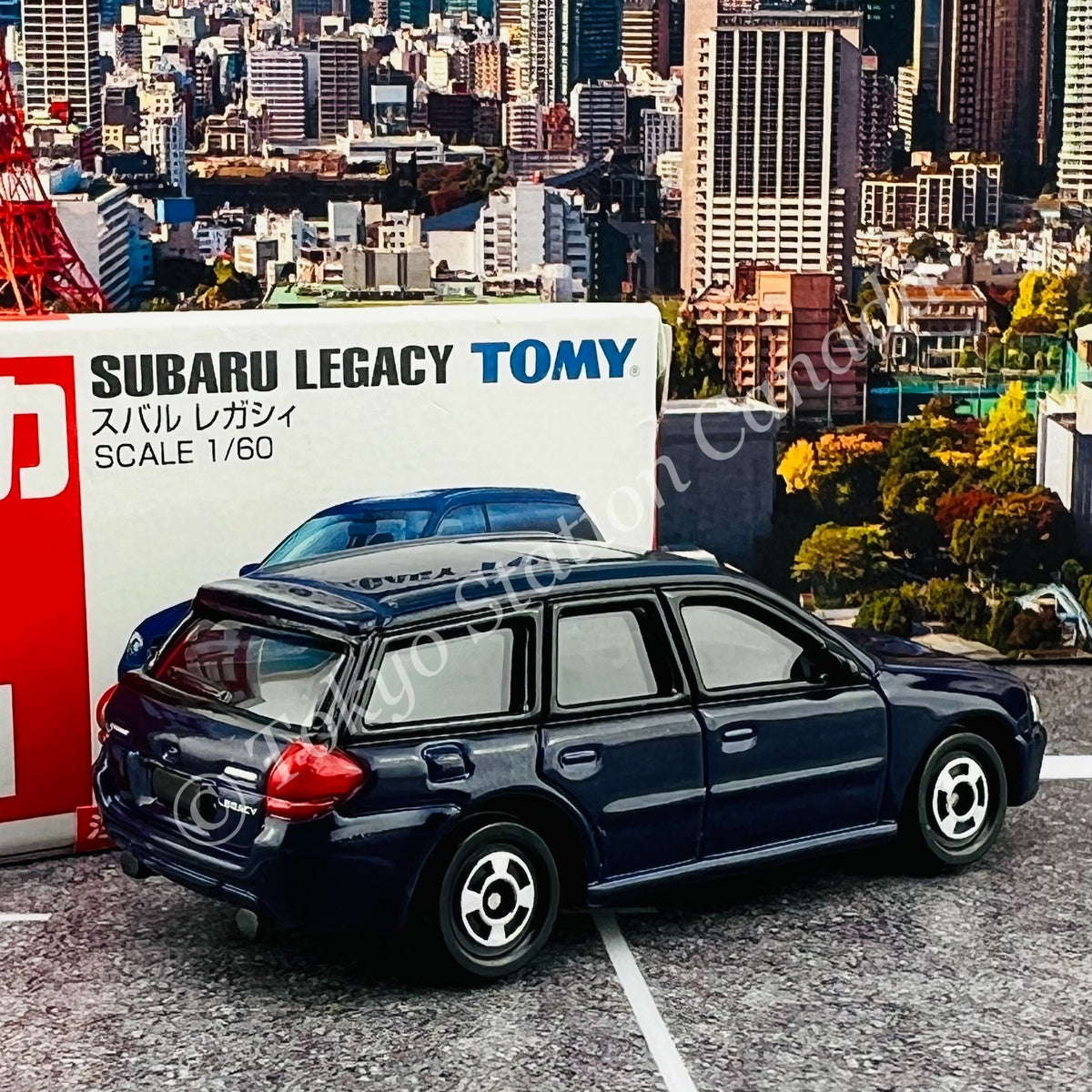 TOMICA 11 Subaru Legacy – Tokyo Station
