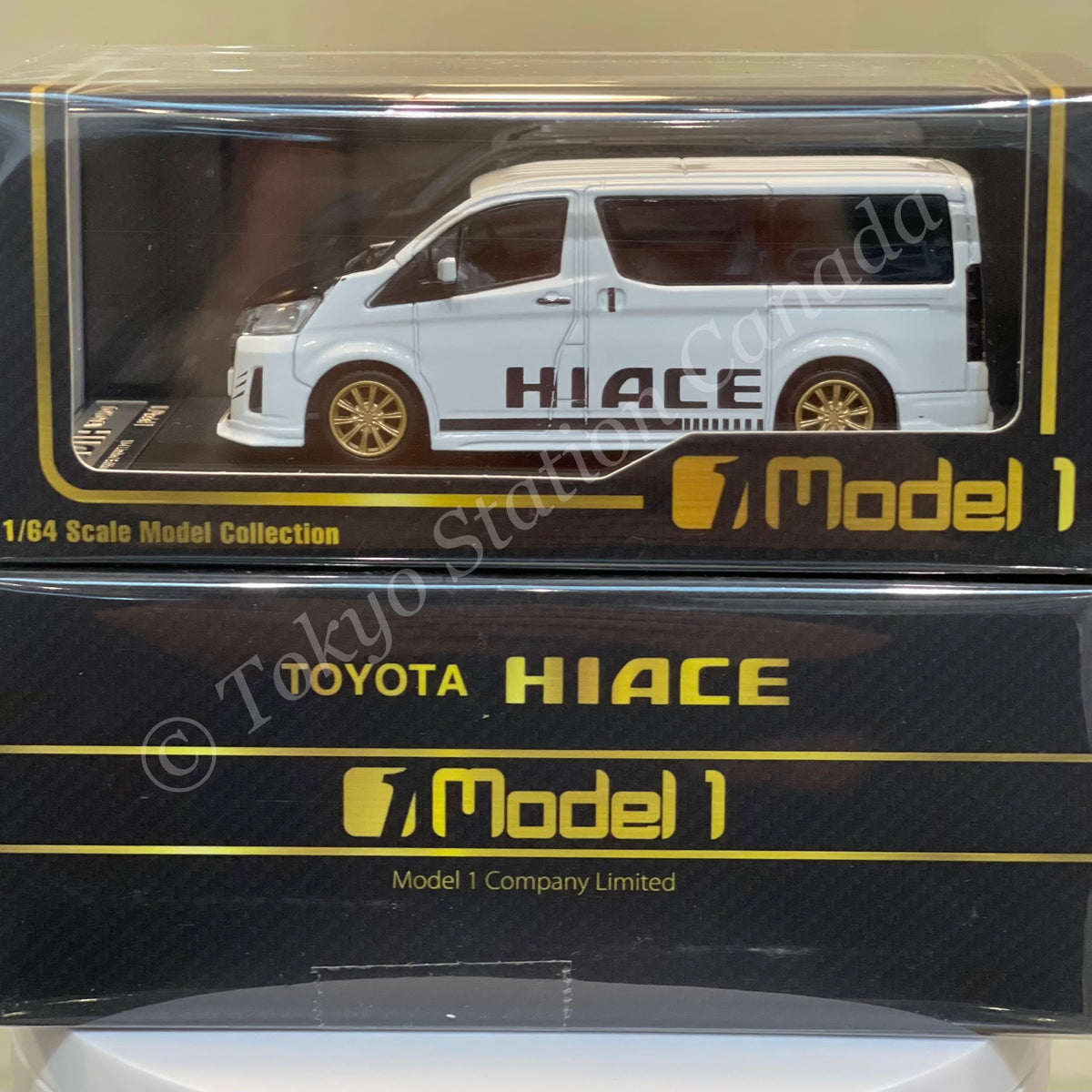 Model 1 1/64 Toyota Hiace 300 Custom version WHITE C33125 – Tokyo Station