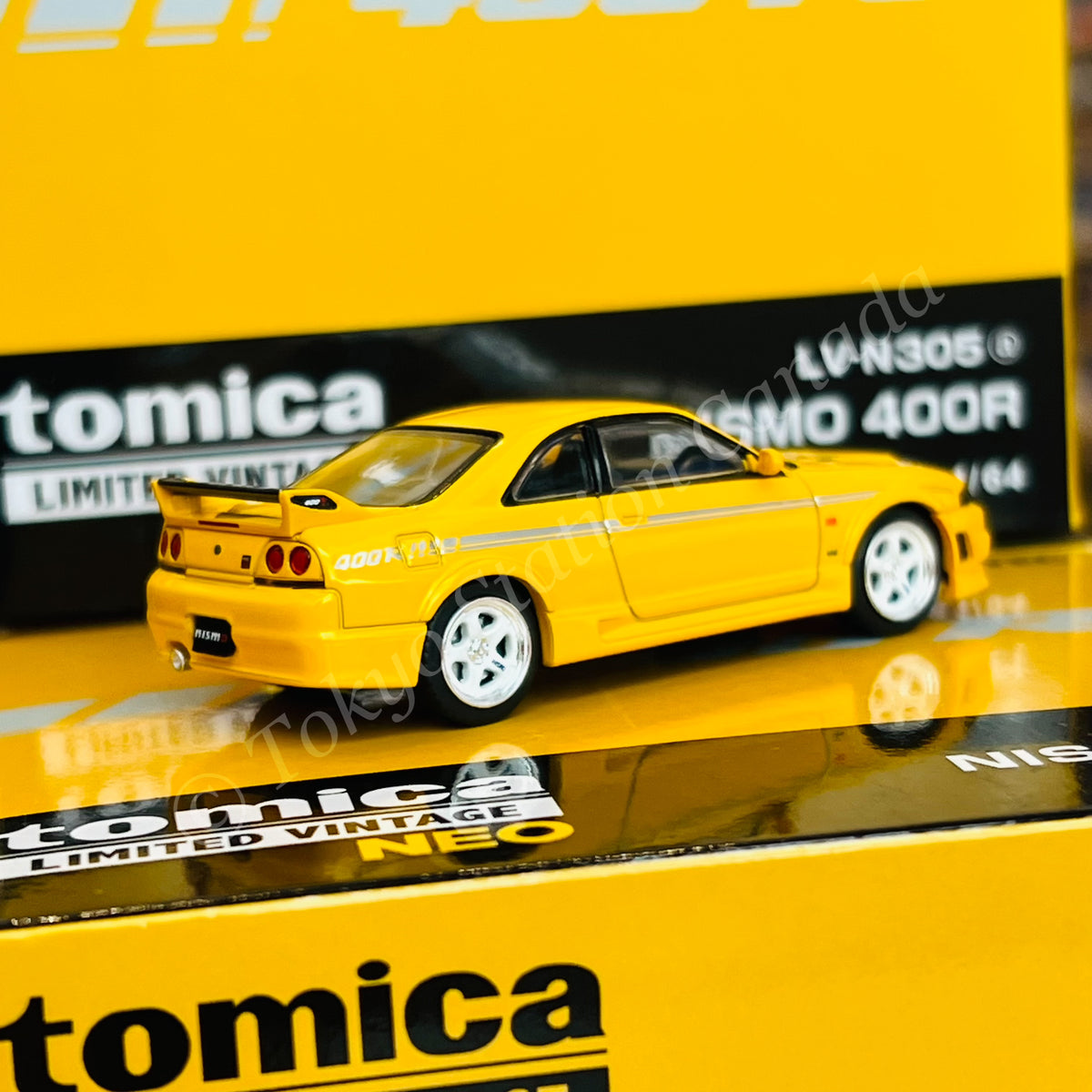 TOMYTEC TLVN 1/64 NISMO 400R Yellow LV-N305a – Tokyo Station