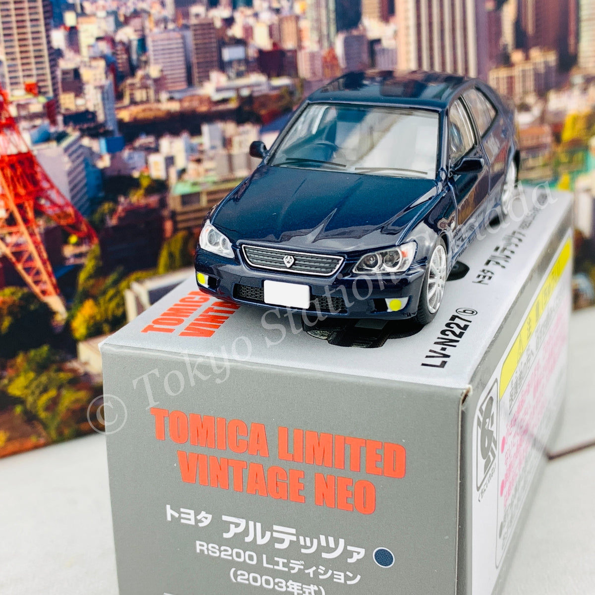 Tomica Limited Vintage Neo 1/64 Toyota Altezza RS200 L Edition (Navy ...
