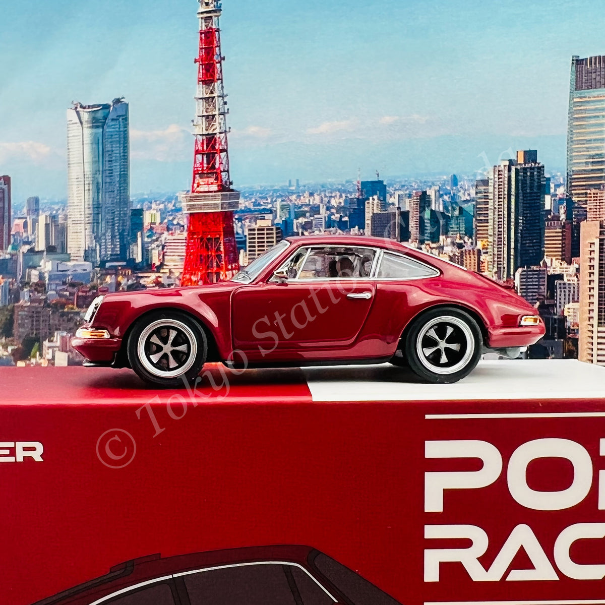 POPRACE 1/64 Singer 911 (964) RED – Tokyo Station