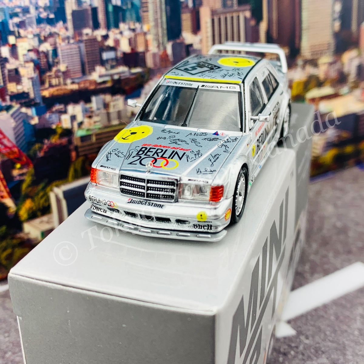 MINI GT 1/64 Mercedes-Benz 190E 2.5-16 Evolution II #5 "Berlin" LHD MG ...