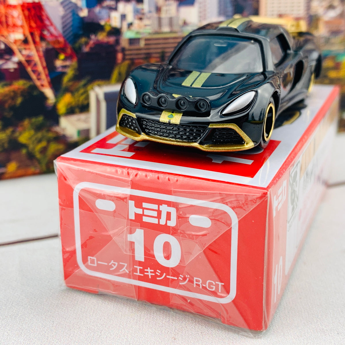 Tomica 10 Lotus Exige R-GT – Tokyo Station