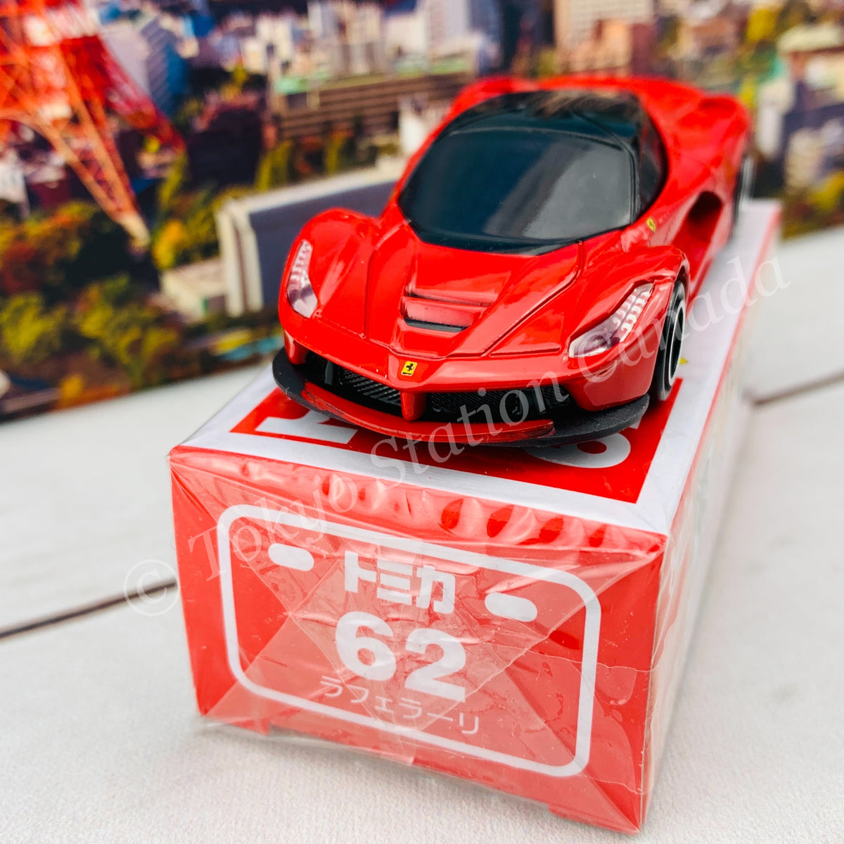 TOMICA 62 LaFerrari – Tokyo Station