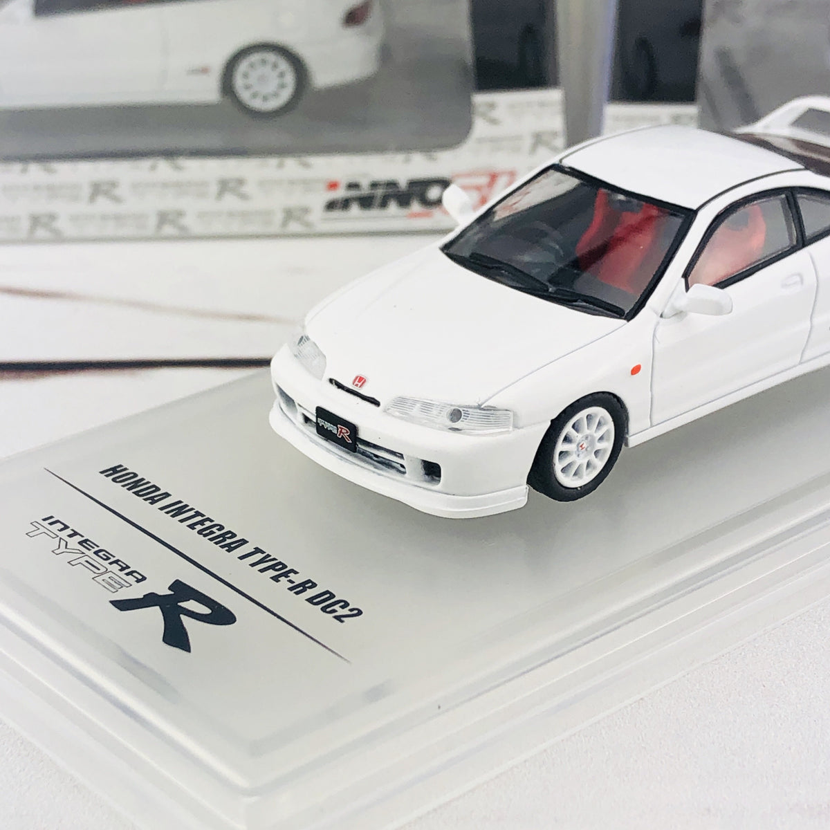 INNO64 1/64 Honda Integra Type-R DC2 White IN64-DC2-WHI – Tokyo Station